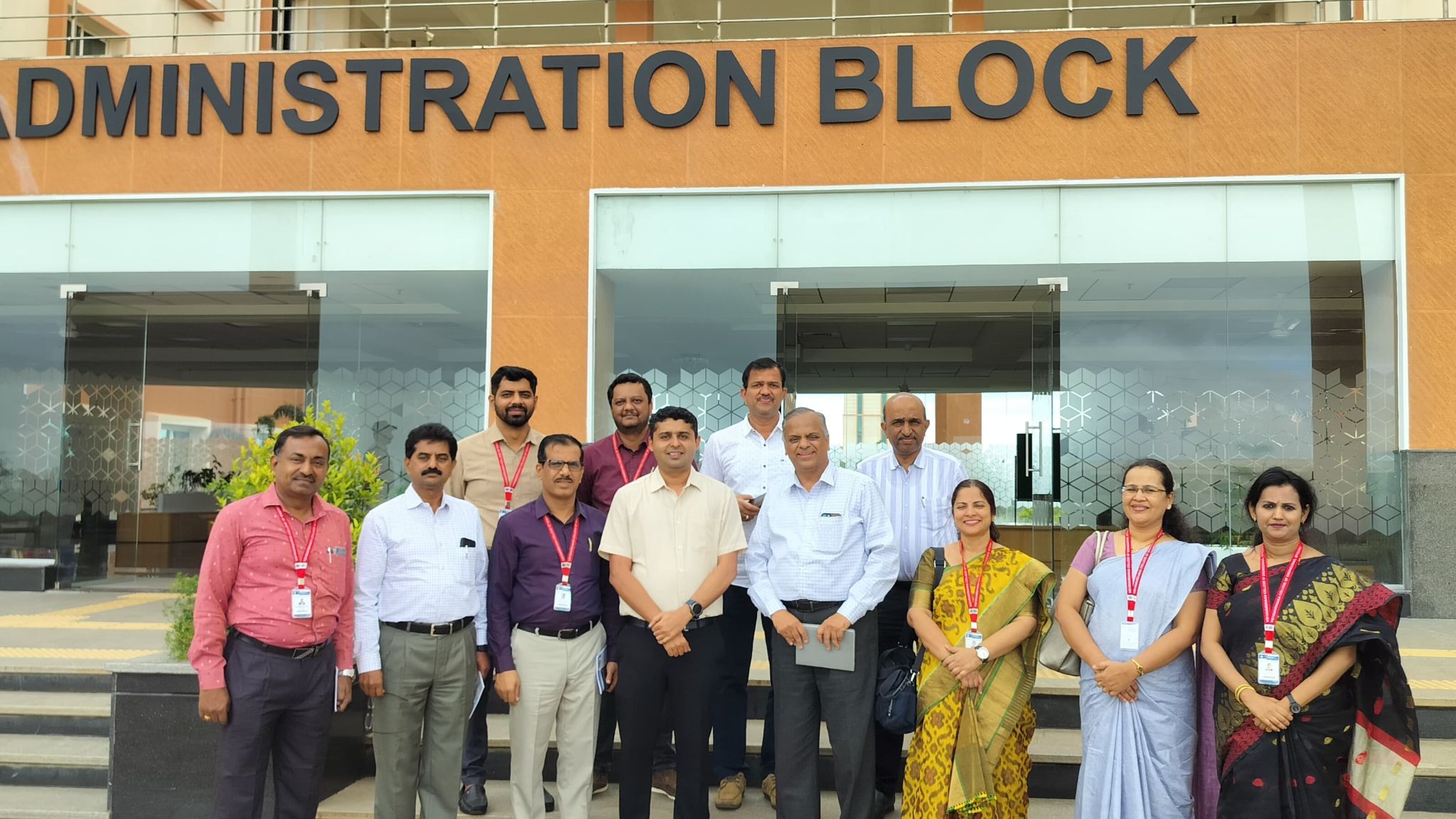 Delegation from Vidyavardhaka College of Engineering Visits IIT Dharwad ...